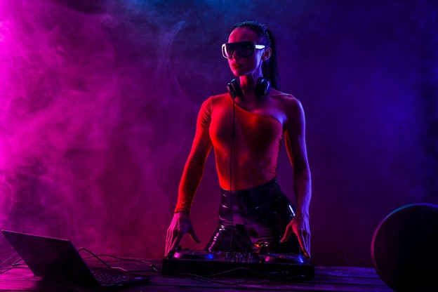 How to Set Up and Customize Your Fanvue Account for Maximum Appeal | MTGArena.Pro